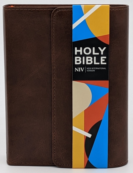 NIV Pocket Brown Soft-tone Bible with Clasp (Paperback) by